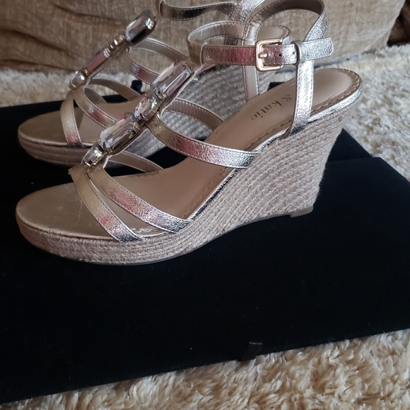 Kelly & Katie | Shoes | Gold Platform Wedge Espadrill Sandals | Poshmark